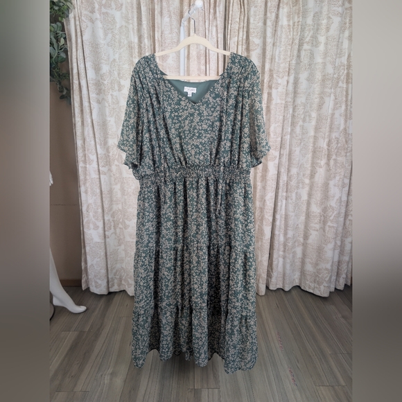 Universal Thread | Dresses | Universal Thread Green Floral Midi Dress ...